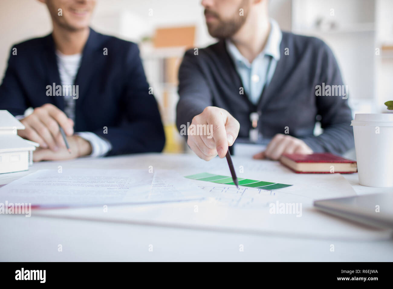 Real Estate Agent Stock Photo - Alamy