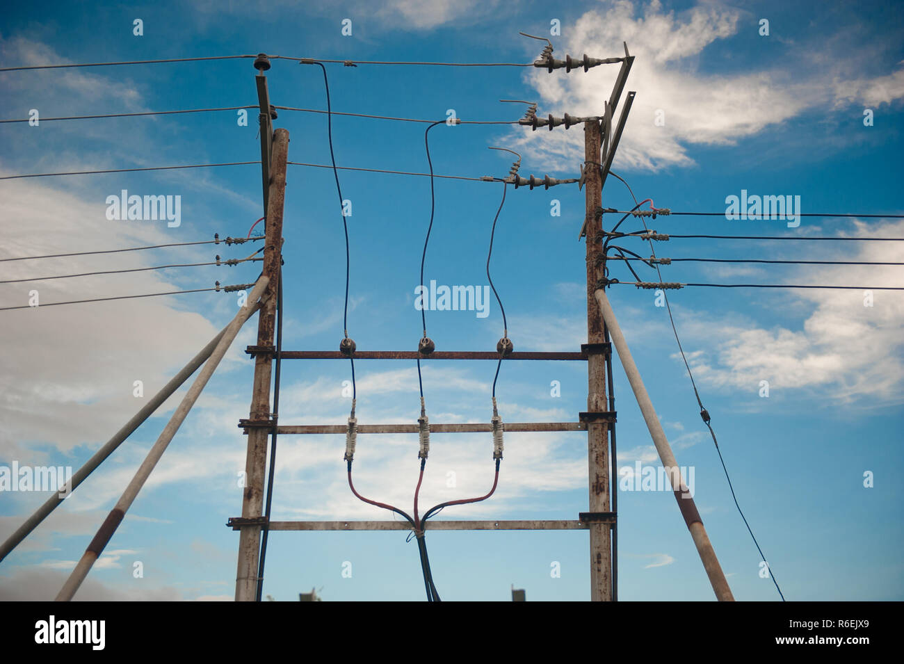 Cable line hi-res stock photography and images - Alamy