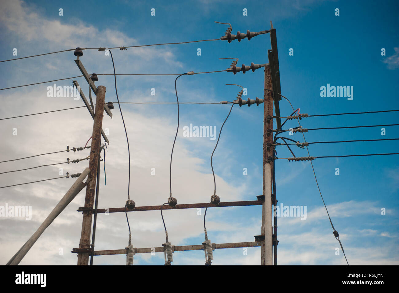 Cable line hi-res stock photography and images - Alamy
