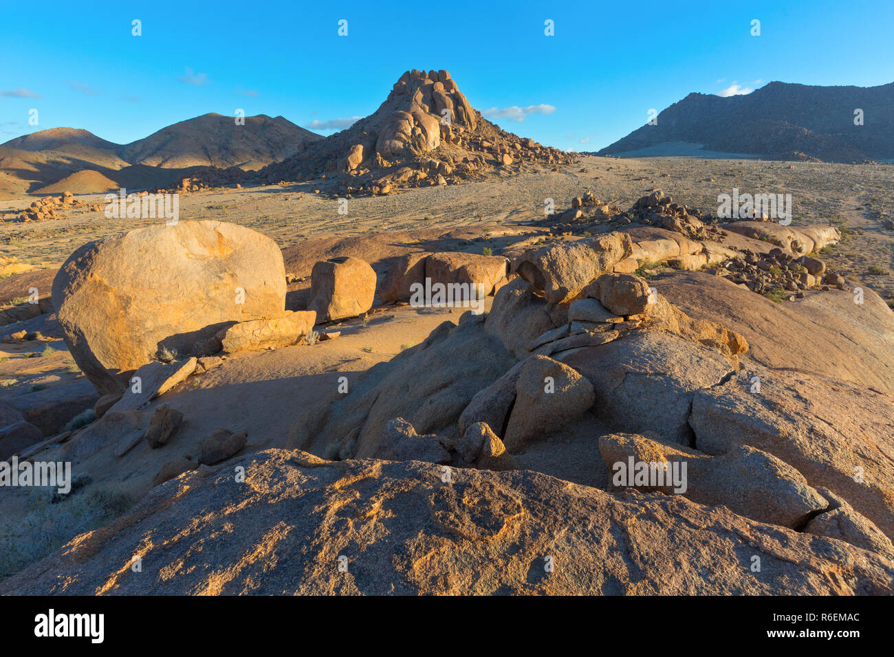 Barren Rock Country Stock Photo - Alamy