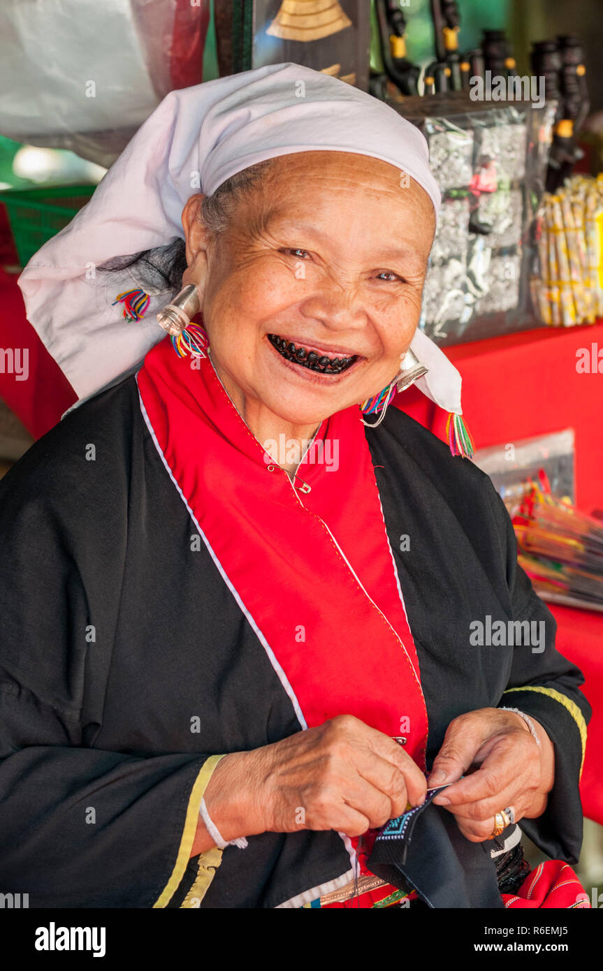 Karen grandma and her black teeth hi-res stock photography and images ...