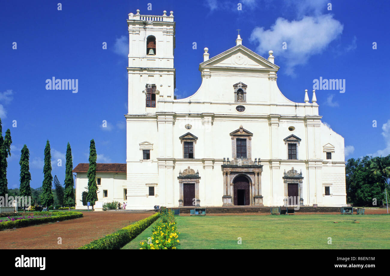 Se Cathedral Church, Old Goa, India Stock Photo - Alamy