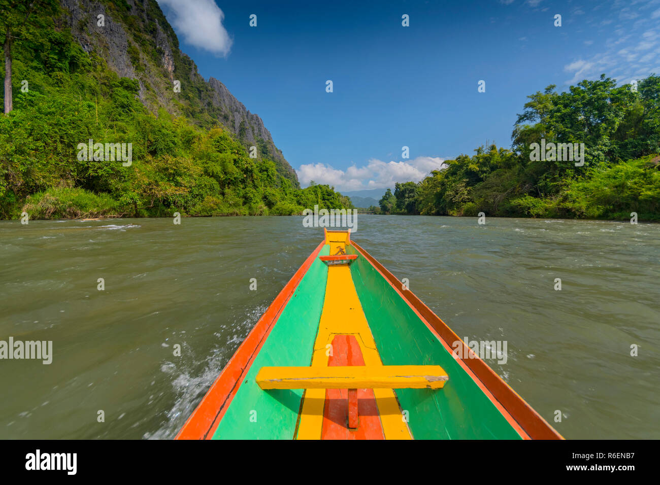 Long tail boat hi-res stock photography and images - Alamy