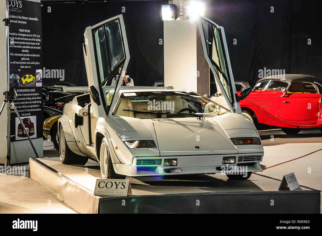 1974 lamborghini countach lp400 hi-res stock photography and images - Alamy