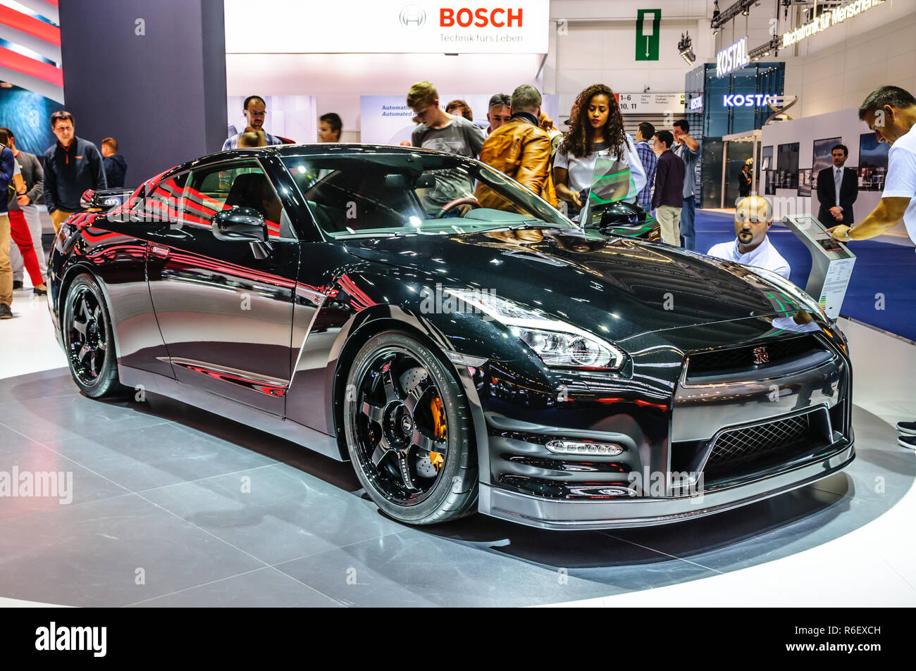 2020 nissan gt r hi-res stock photography and images - Alamy