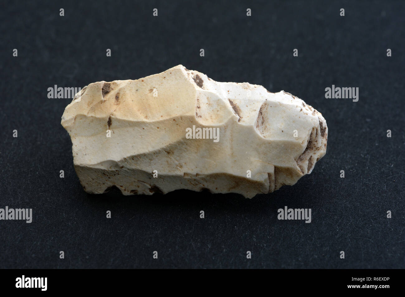 Flint knapping hi-res stock photography and images - Alamy