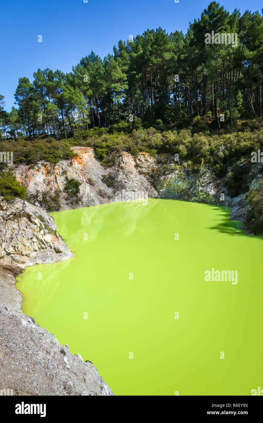 Green lake in waiotapu geothermal area hi-res stock photography and ...