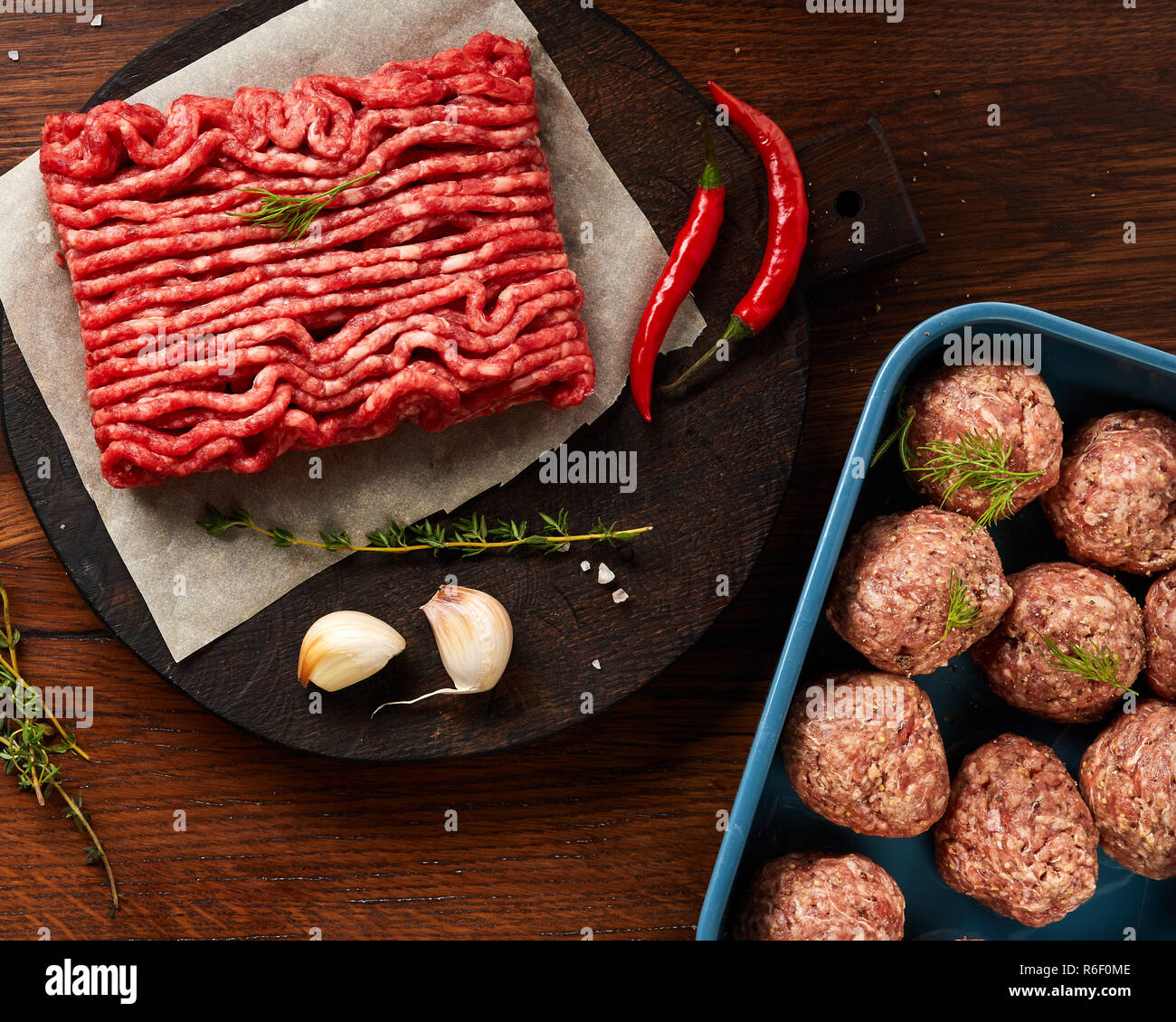 Minced meat meatballs hi-res stock photography and images - Alamy