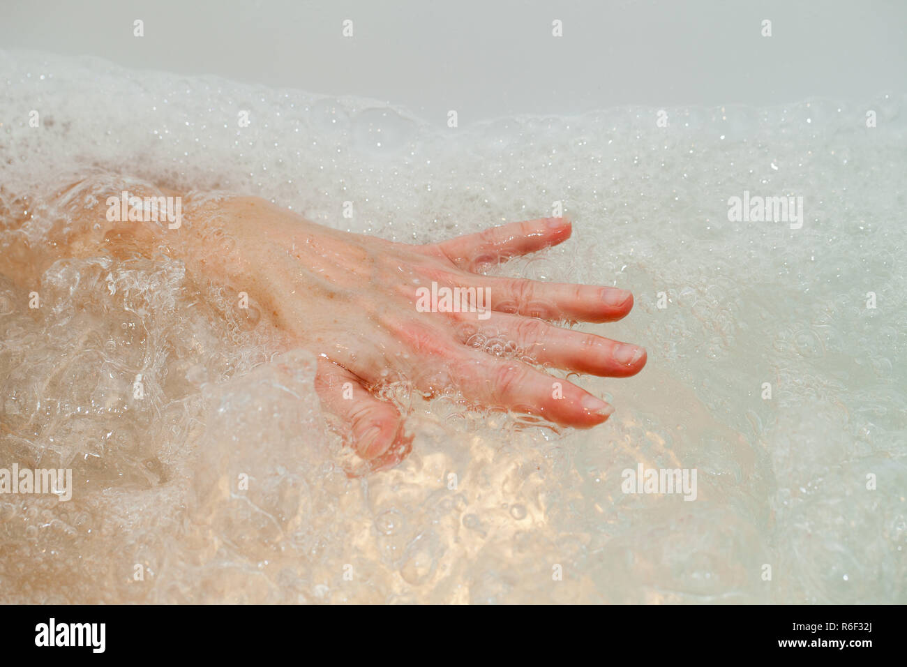 Underwater massage hi-res stock photography and images - Alamy