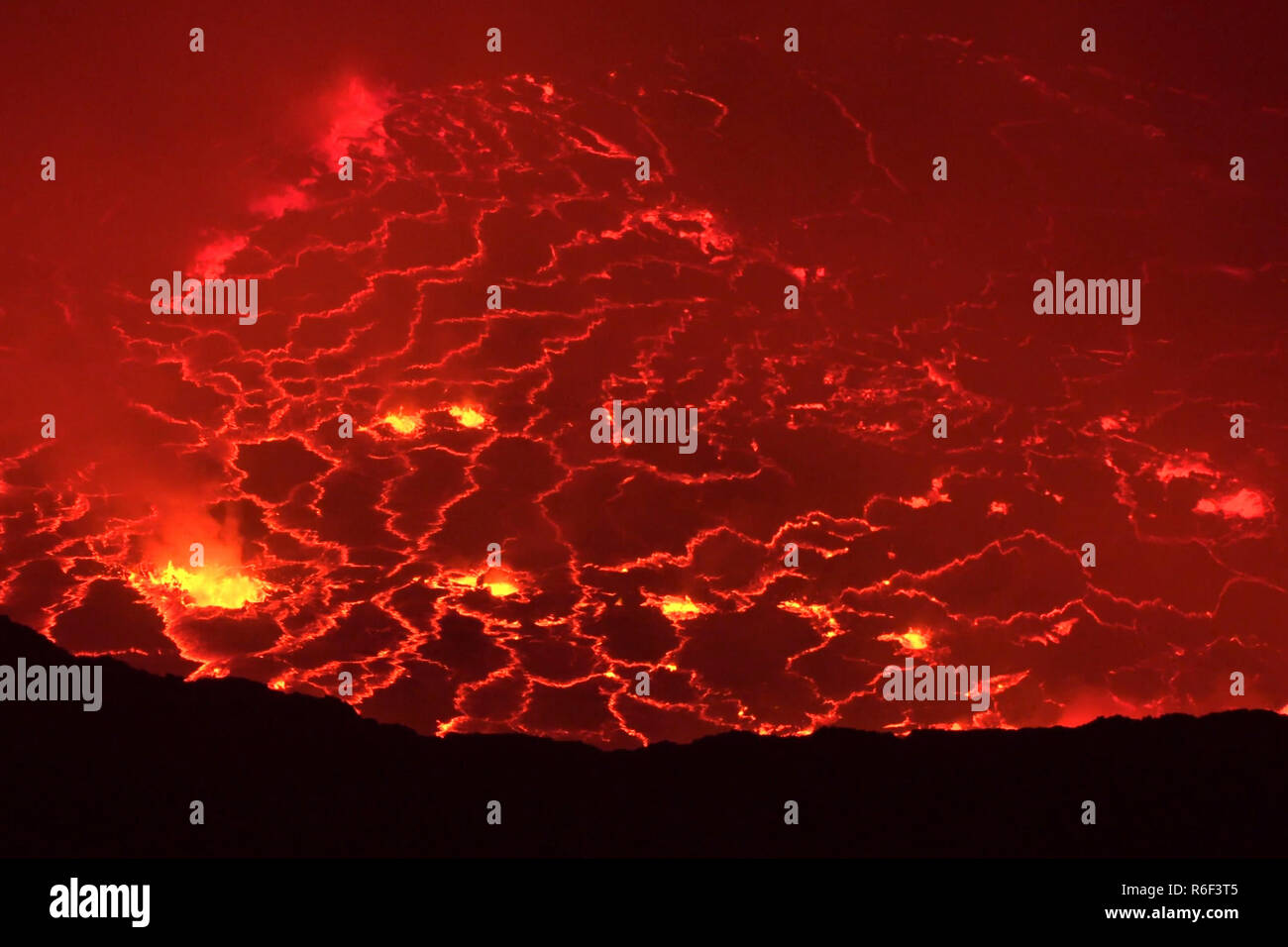 Snowy landscape with lava ash hi-res stock photography and images - Alamy