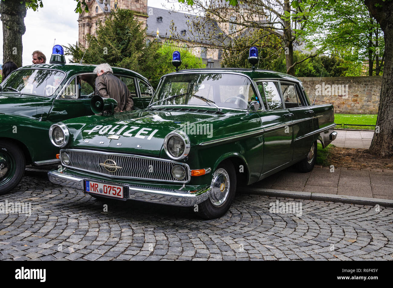 Police car chase old hi-res stock photography and images - Alamy