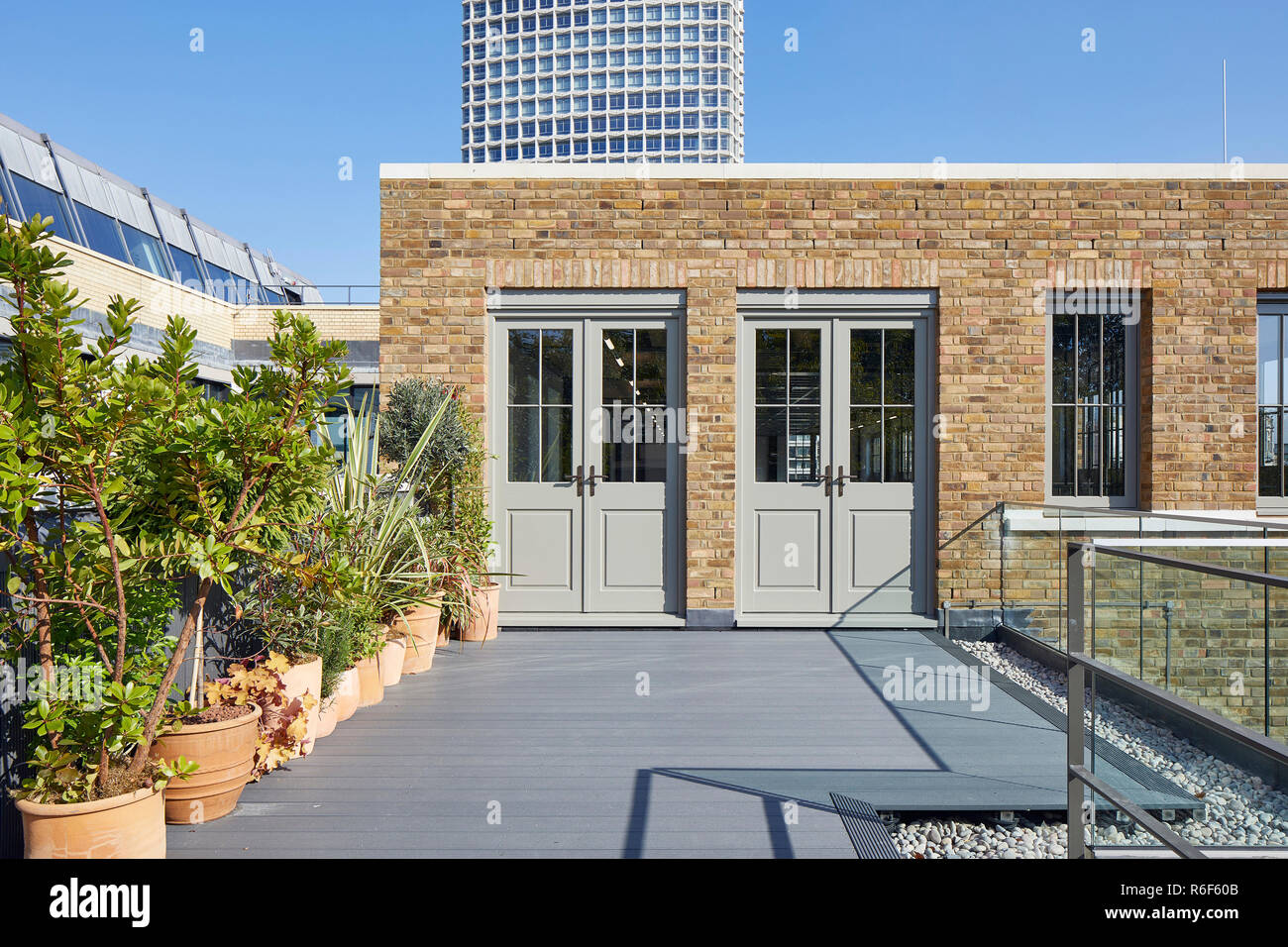 Soho square garden hi-res stock photography and images - Alamy