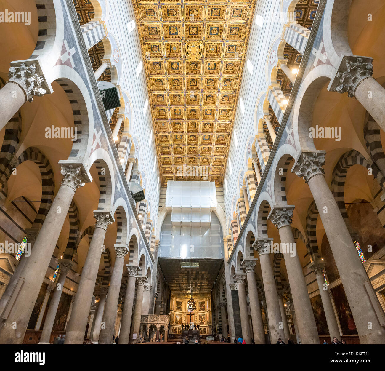 Pisa cathedral altar hi-res stock photography and images - Alamy