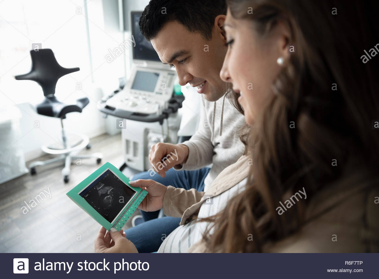 Ultrasound room hi-res stock photography and images - Alamy