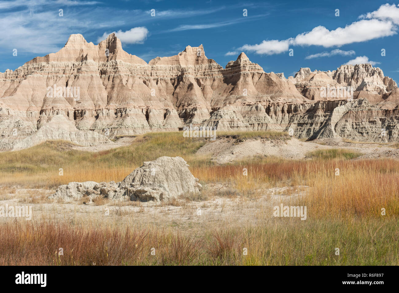 Badlands loop road south dakota hi-res stock photography and images - Alamy