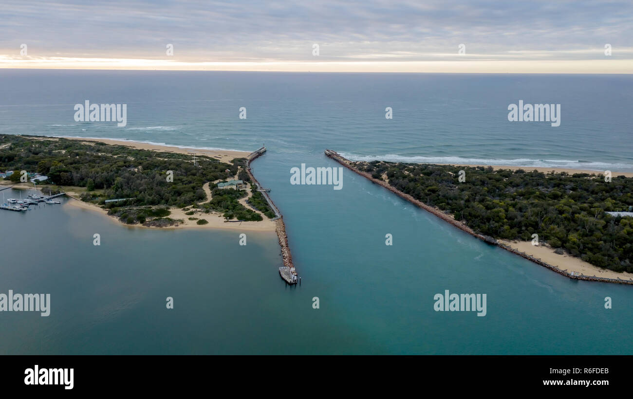 Meeting the river with the sea hi-res stock photography and images - Alamy