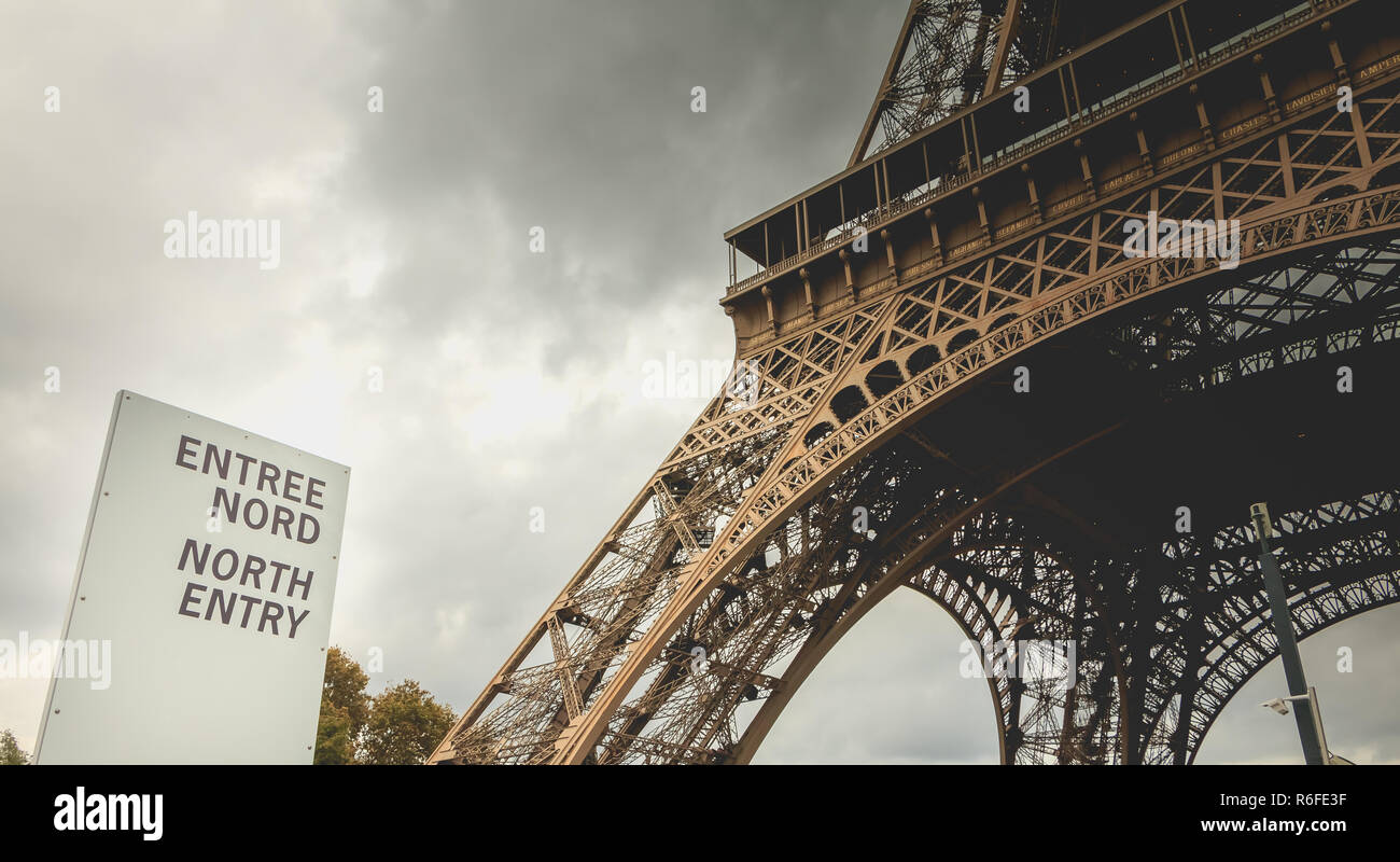 sign indicates the north entry of the Eiffel tower Stock Photo - Alamy