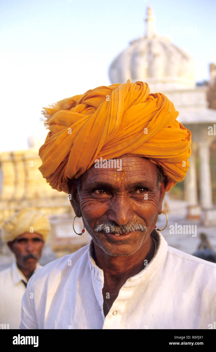 Turban hi-res stock photography and images - Alamy