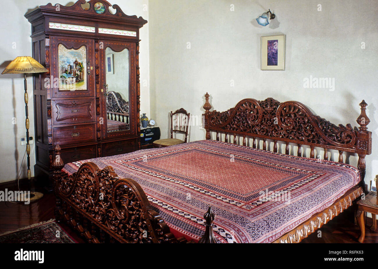 Indian Bedroom Interiors With Furniture