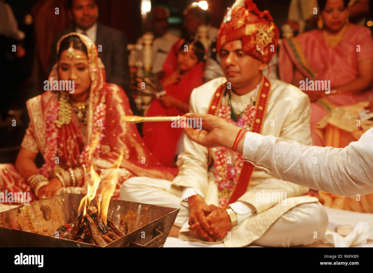 Marwadi wedding india indian marriage ceremony bride groom rituals ...
