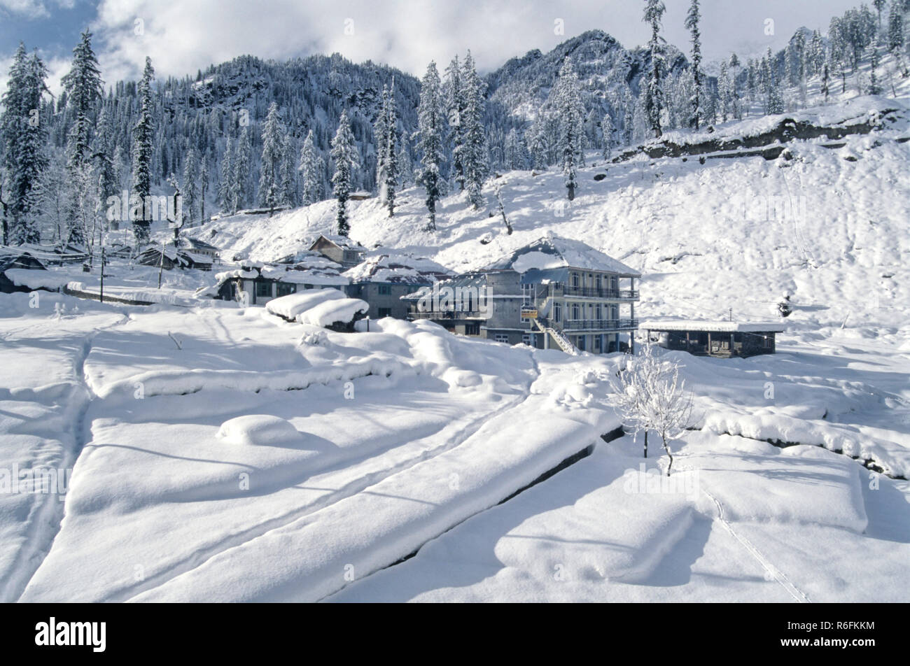 Manali Hill Station High Resolution Stock Photography and Images - Alamy
