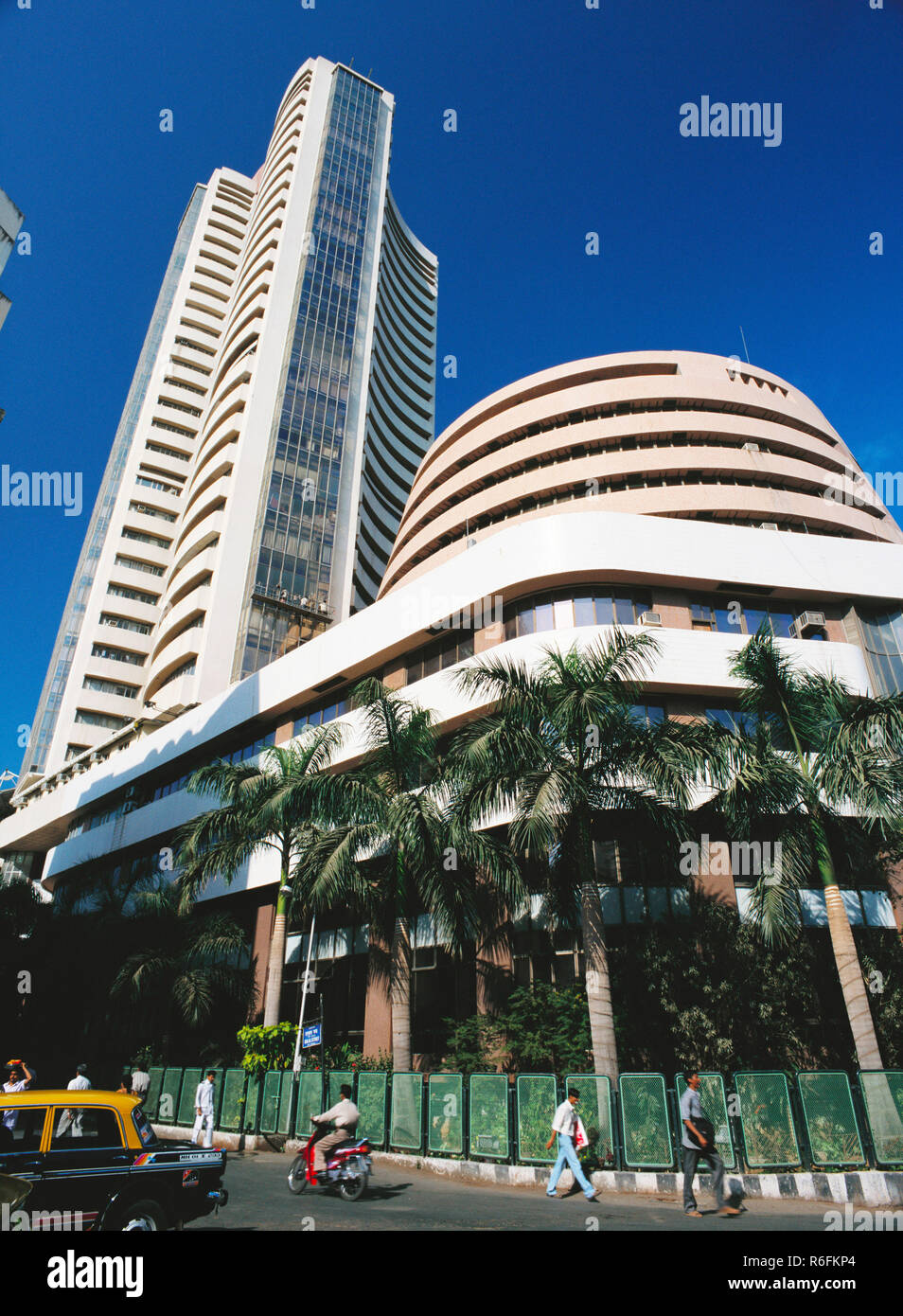 Stock Exchange Building, Fort, Bombay mumbai, maharashtra, India Stock ...