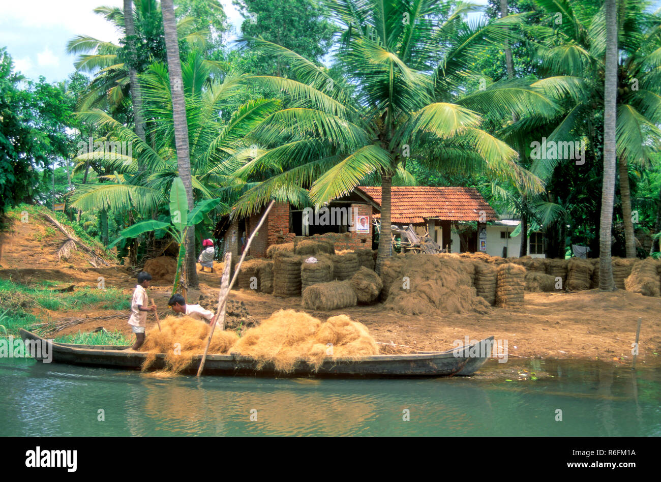 Kerala village houses hi-res stock photography and images - Alamy