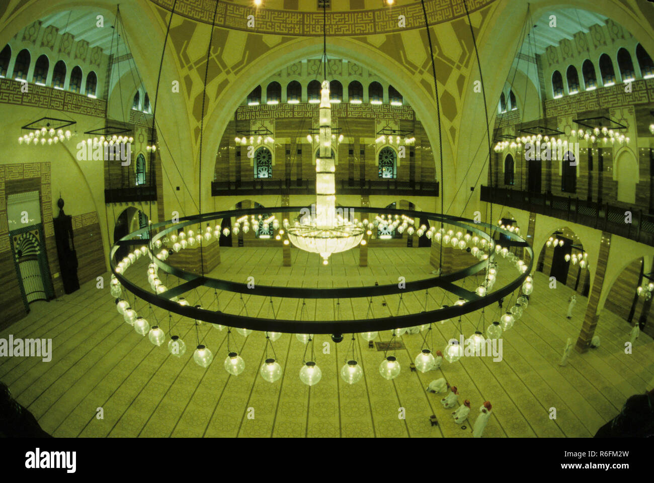 interior of mosque at Bahrain Stock Photo - Alamy