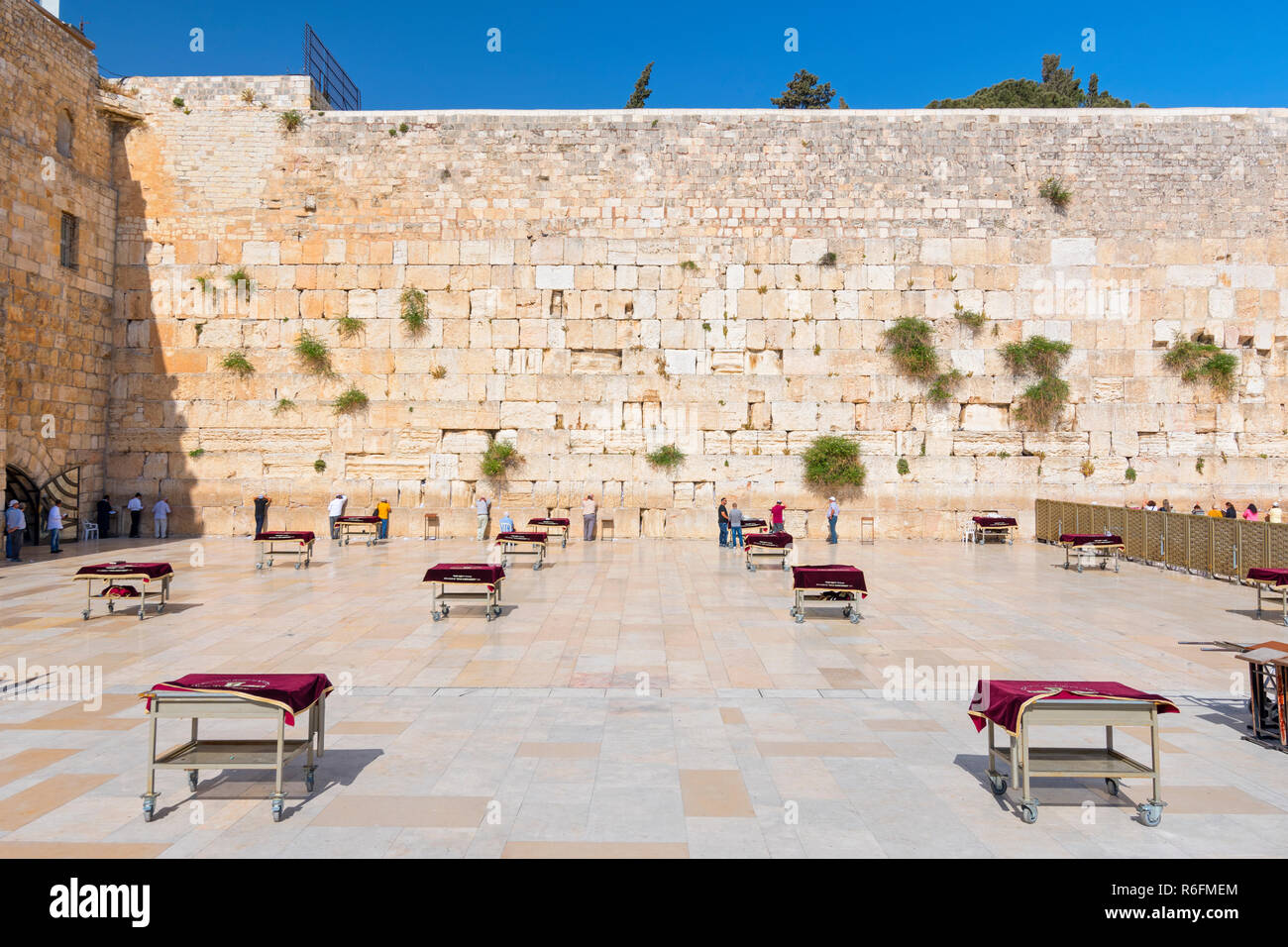 Western Wall (Wailing Wall) In Jewish Quarter, Old City, Jerusalem ...