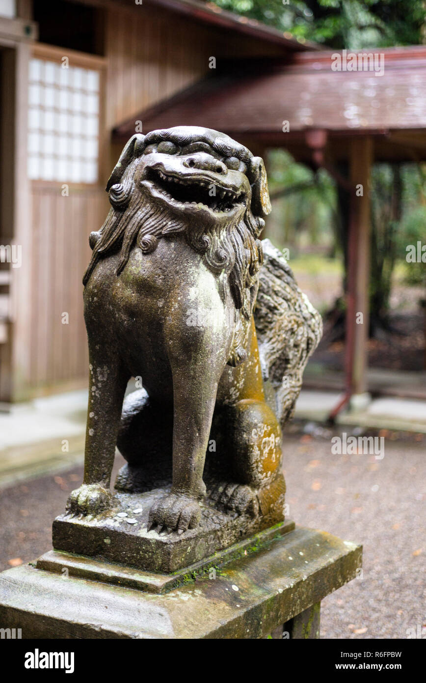 Jinnai komainu hi-res stock photography and images - Alamy