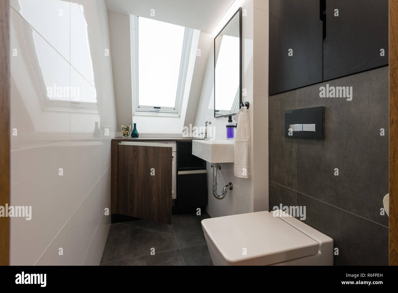 Toilet in modern house Stock Photo - Alamy