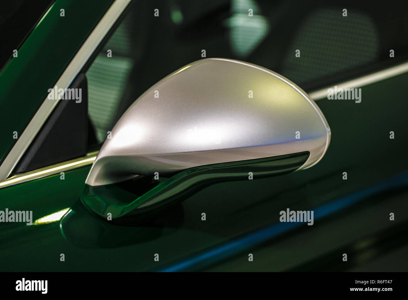 Car side mirror black hi-res stock photography and images - Alamy