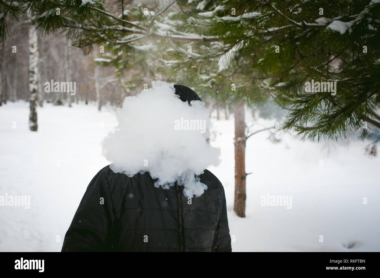 Cigarette winter snow hi-res stock photography and images - Alamy