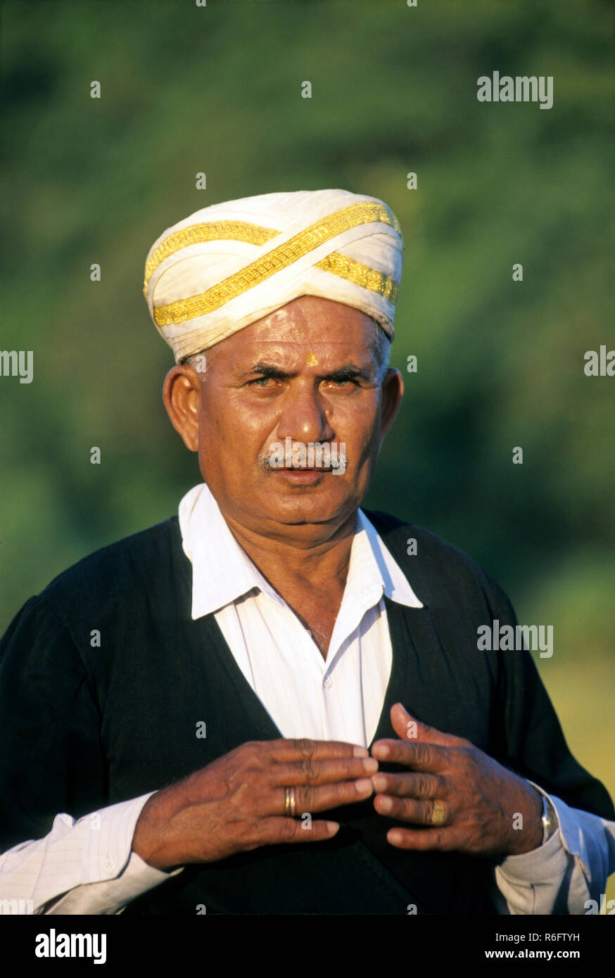 Coorgi people hi-res stock photography and images - Alamy