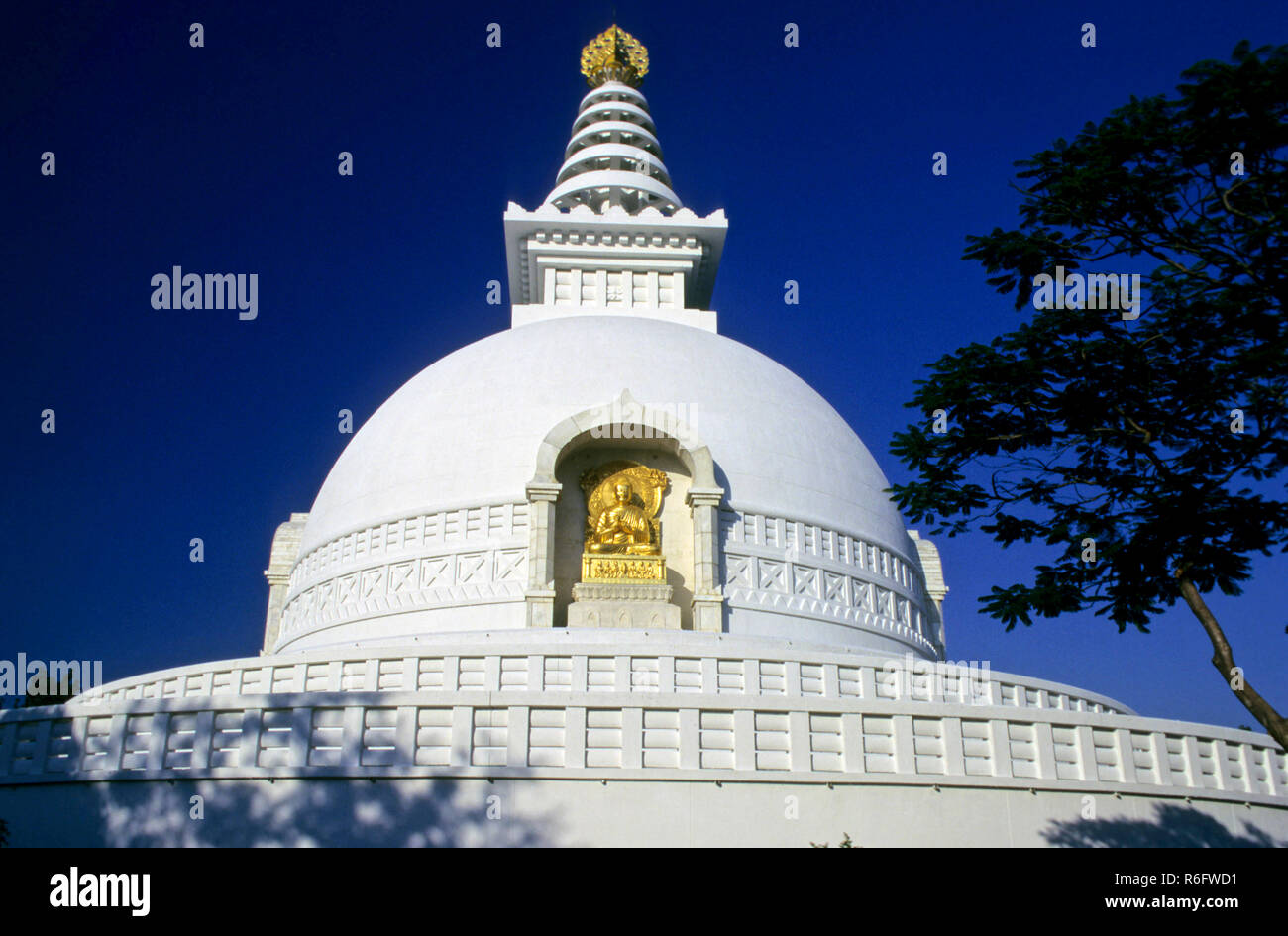 viswa shanti stupa at rajgir, bihar, india Stock Photo - Alamy