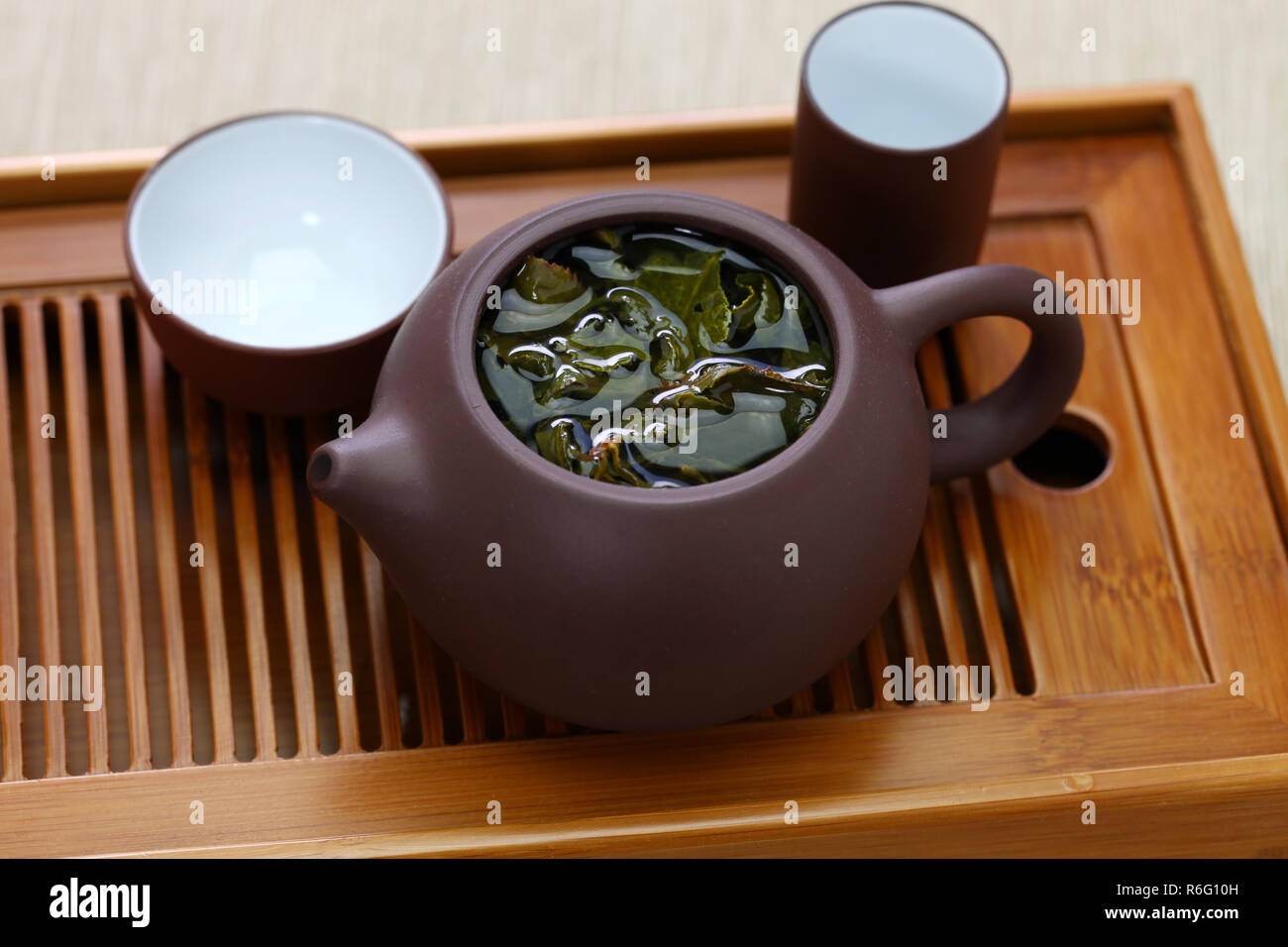 Taiwanese traditional tea ceremony Stock Photo - Alamy