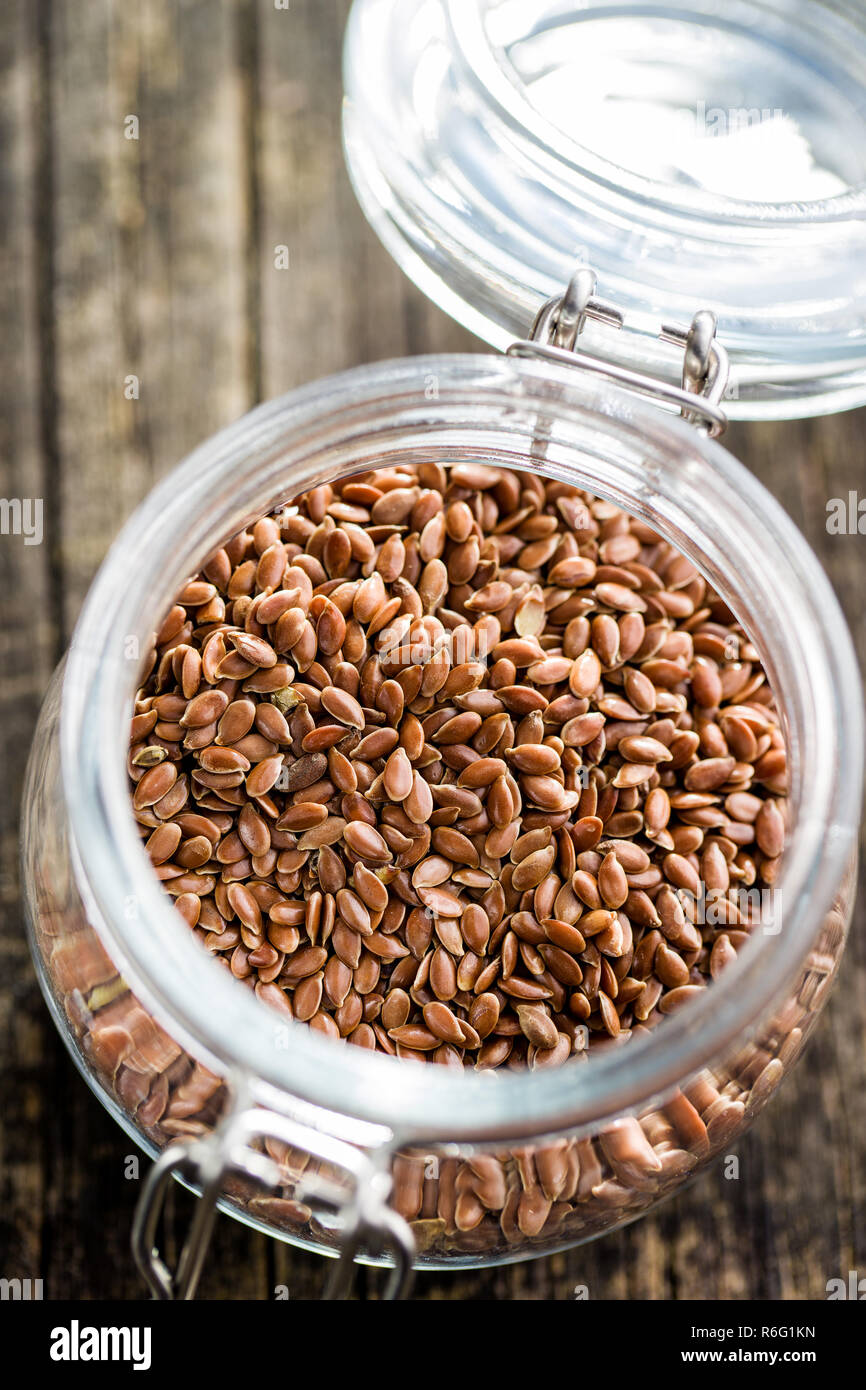 Healthy brown linseed Stock Photo - Alamy