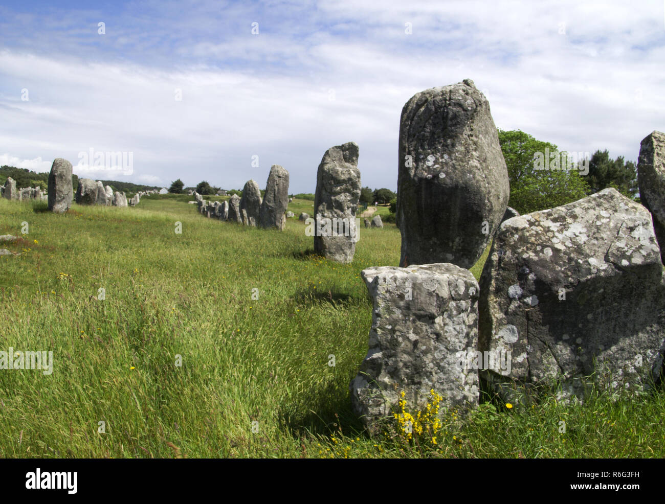 Photographs of stone age monuments hi-res stock photography and images ...