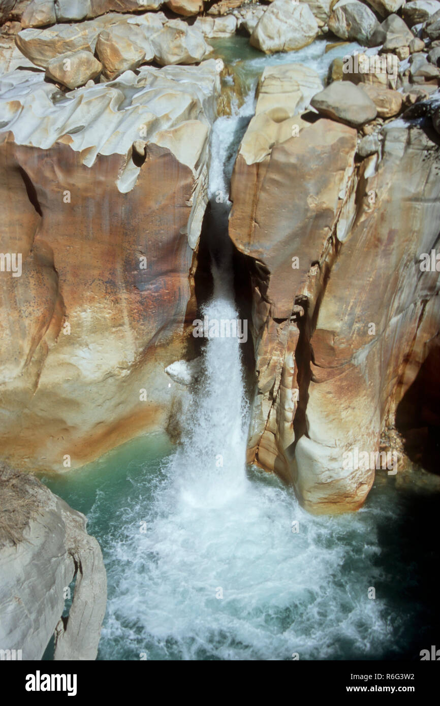 waterfall, surya kund, suryakund, gangotri, Uttarkashi, uttaranchal ...