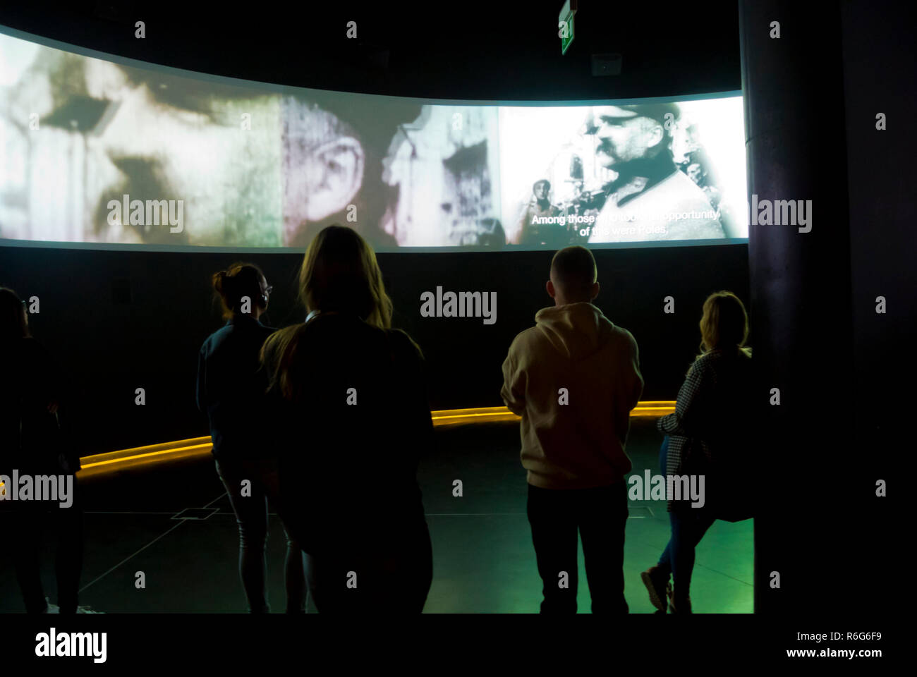Film screen inside museum hi-res stock photography and images - Alamy
