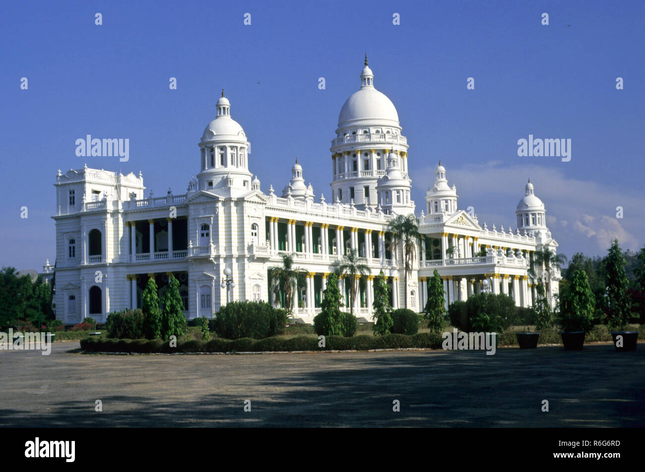 Lalitha Mahal Palace Hotel, Lalit Mahal Palace, Ashok Group Elite Hotel ...