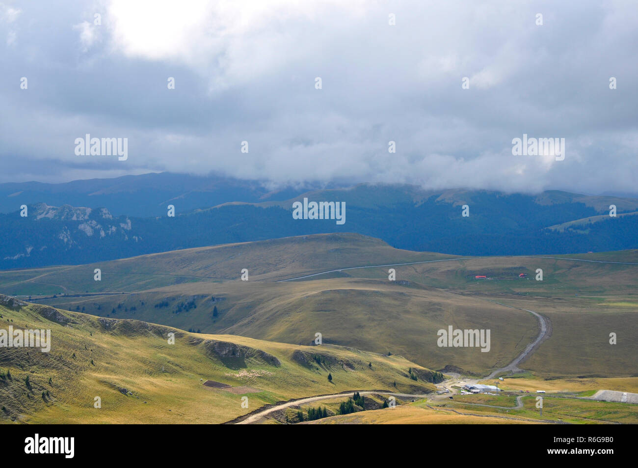 Top view of green mountains hi-res stock photography and images - Alamy