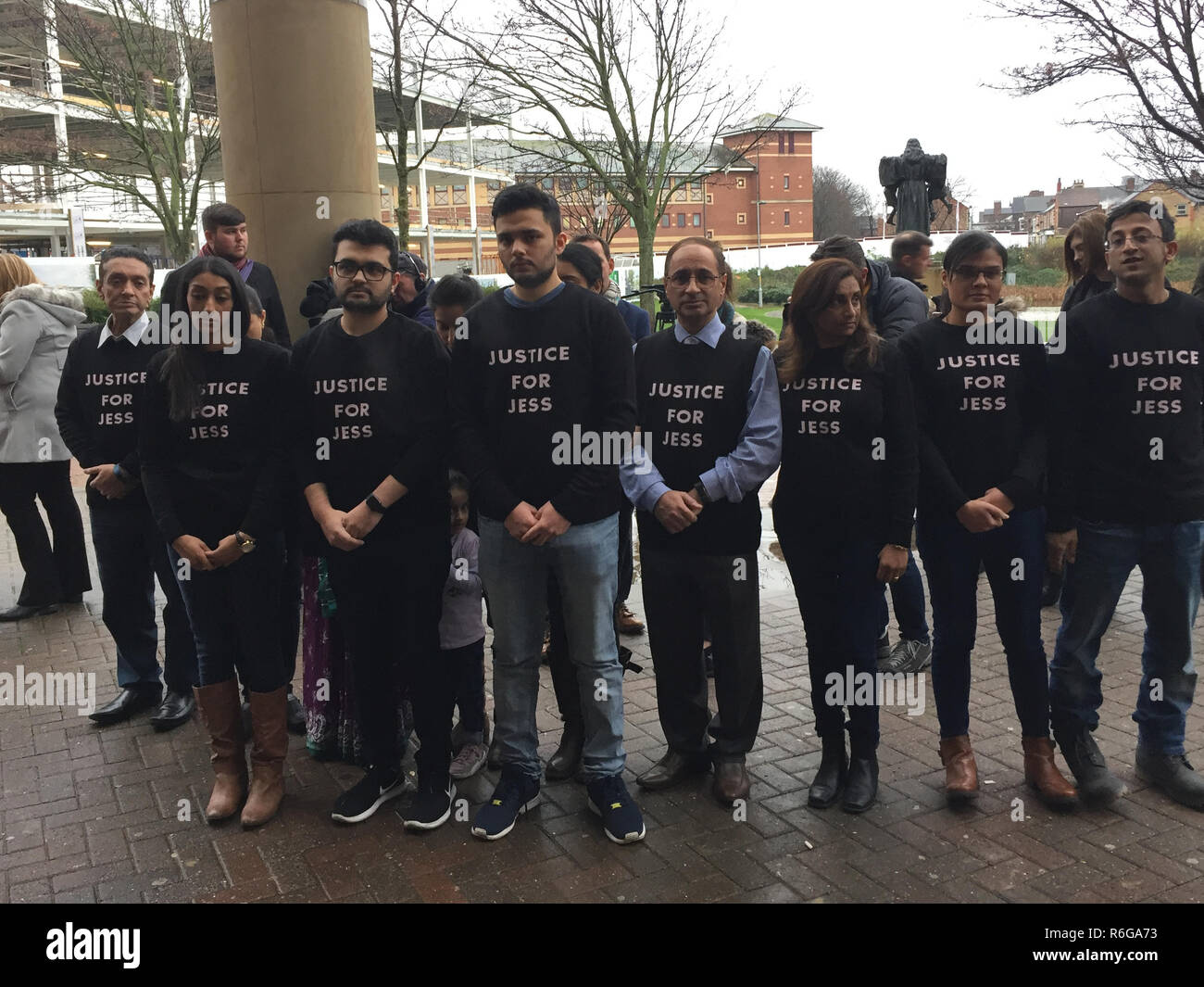 Relatives of murder victim Jessica Patel wearing Justice for Jess ...