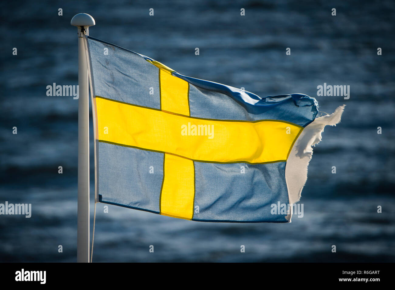 Cross pattee hi-res stock photography and images - Alamy