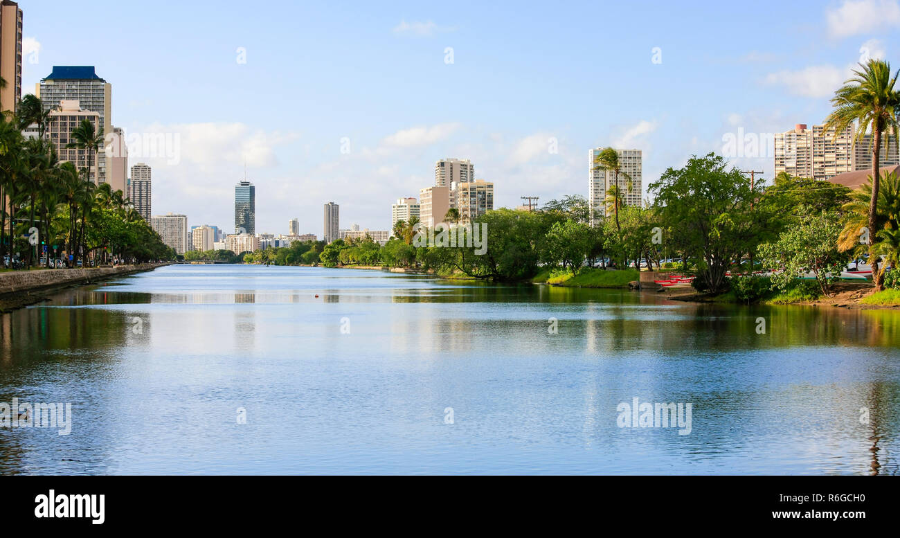 Ala wai canal hi-res stock photography and images - Alamy