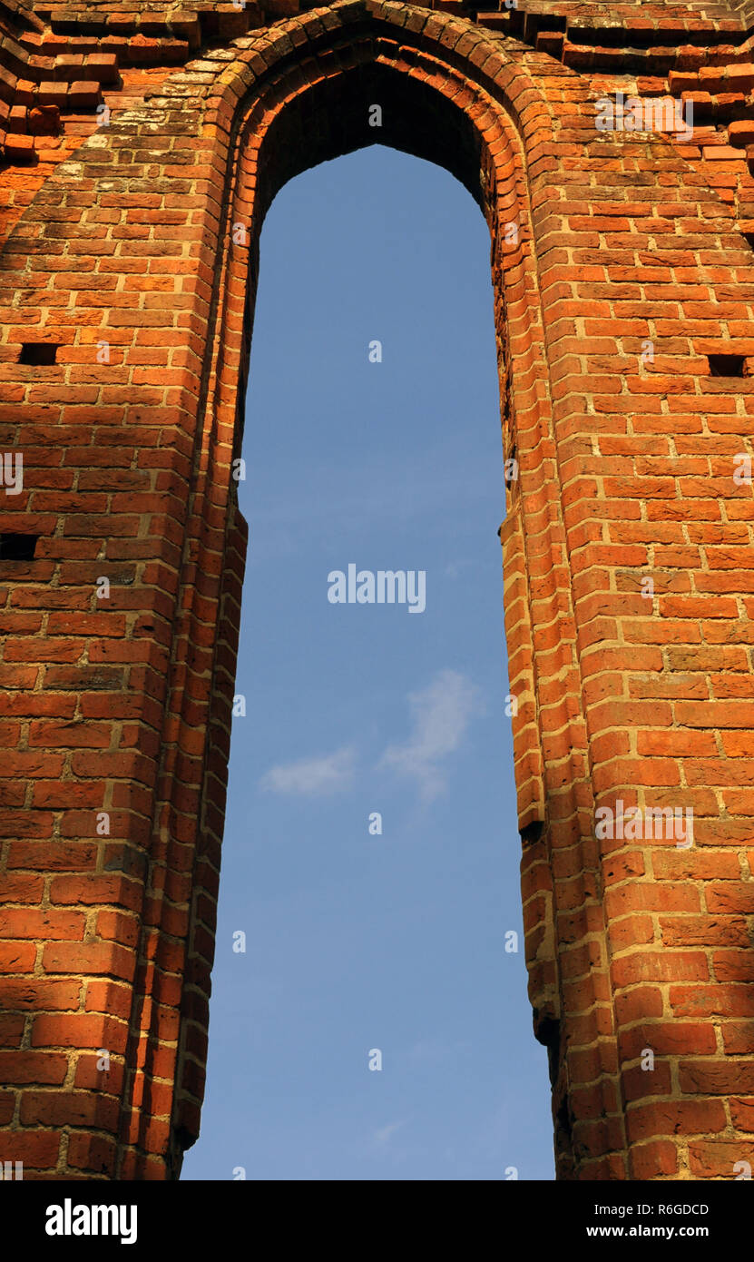 Gothic dormer windows hi-res stock photography and images - Alamy