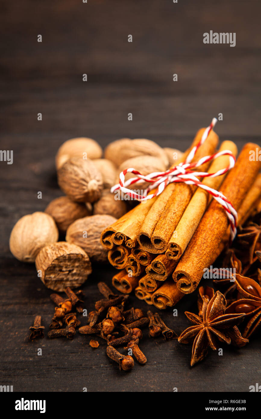 Spice assortment hi-res stock photography and images - Alamy