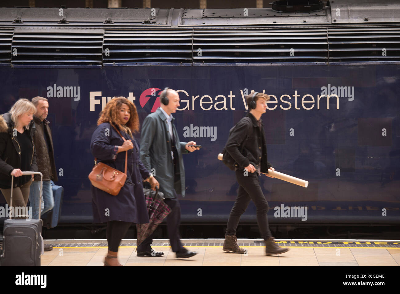 December 2018. First Great Western Class 43 (HST) arrival at Paddington ...