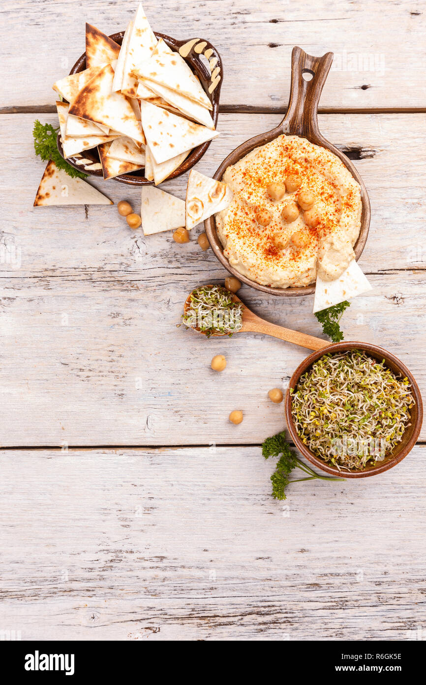 Hummus, mashed chickpeas Stock Photo - Alamy