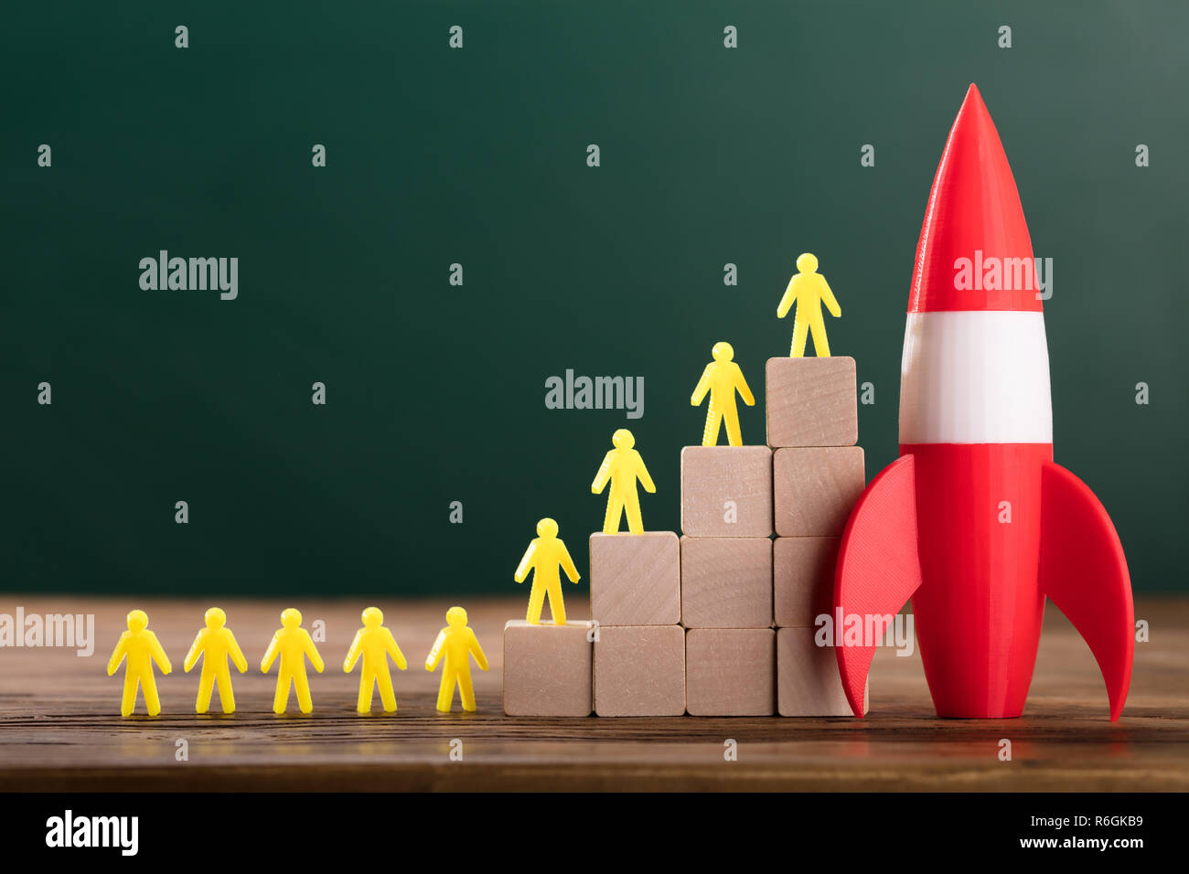 Model rocket school High Resolution Stock Photography and Images - Alamy